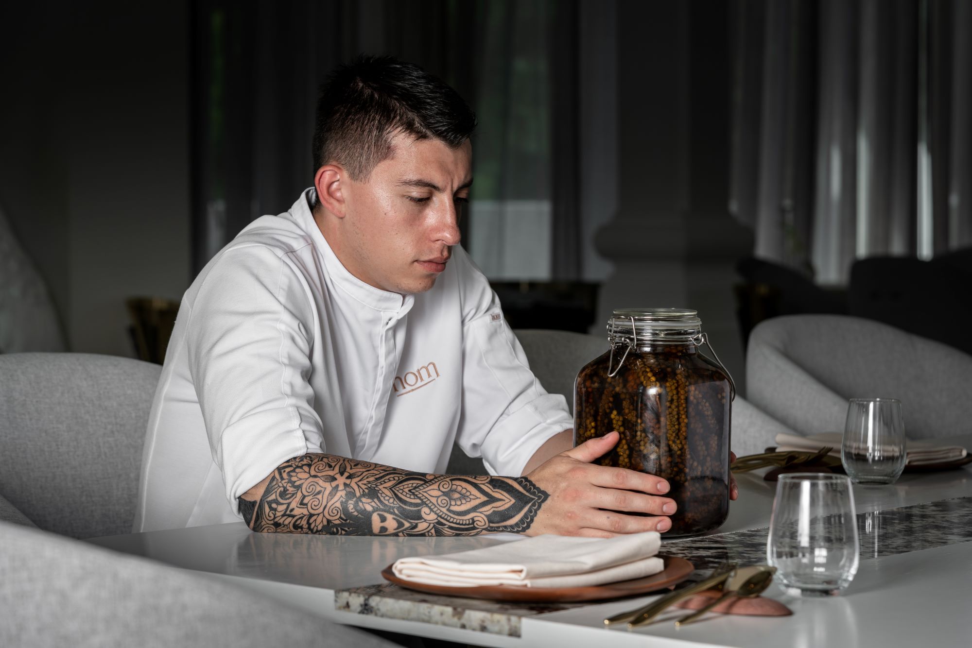 hom unveils 10-Moments Tasting Menu - FoodieS